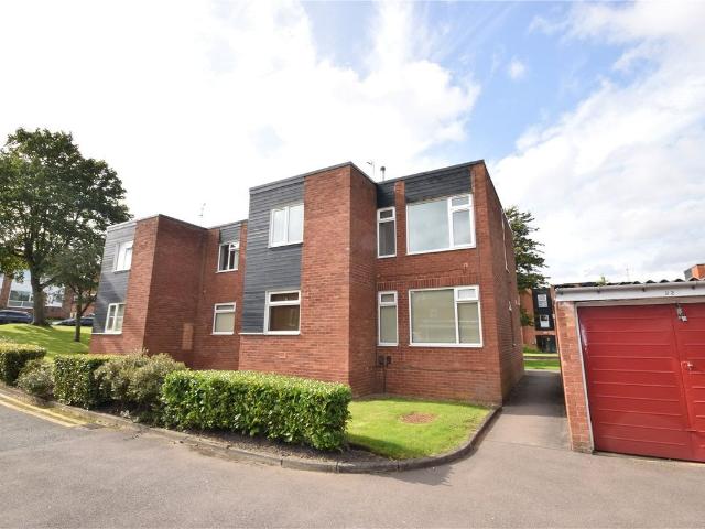 Blackmoor Court, Alwoodley, Leeds, West Yorkshire LS17, 2 bed flat to rent, £975 pcm | PrimeLocation