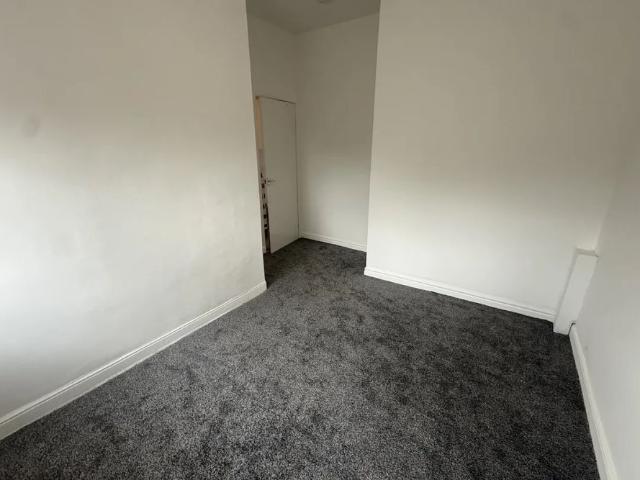 Blackmoorfoot Road