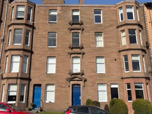 Blackness Road, Dundee, DD2 3 bed flat to rent £1,575 pcm £363 pw
