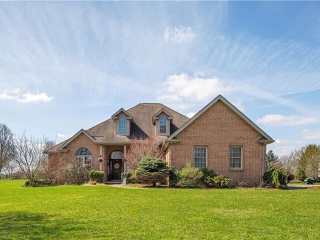 Blackberry Ln, Grove City, Home For Sale