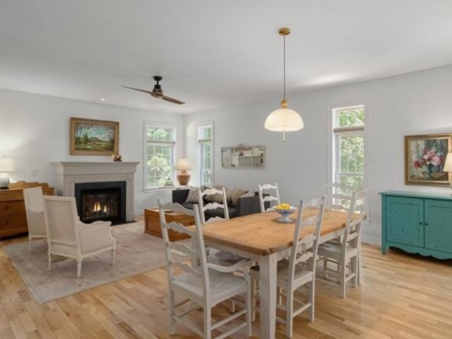 Blackberry Ln, South Burlington, Home For Sale