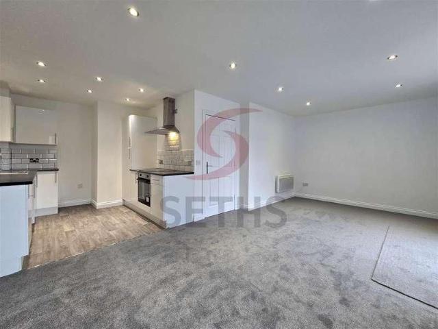 Blackbird Road, Fosse, Leicester, LE4