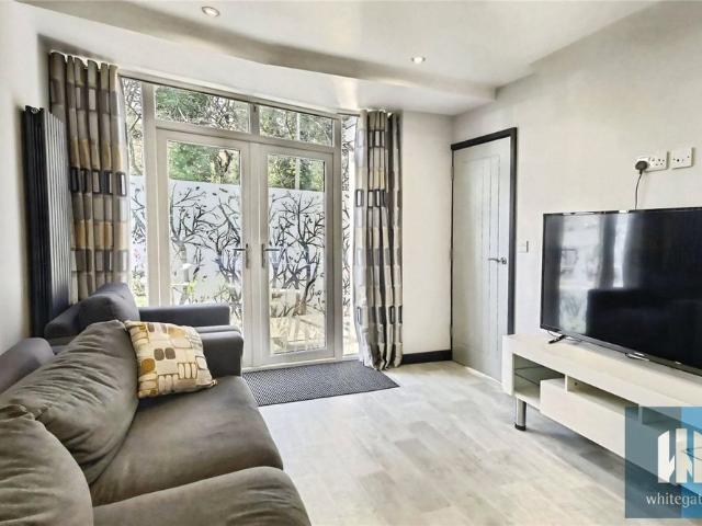 Blacker Road, Birkby, Huddersfield, HD2