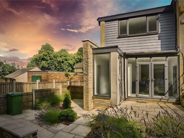 Blacker Road, Birkby, Huddersfield HD2, Room to rent, £500 pcm | PrimeLocation