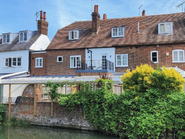 BlackFriars Street, Canterbury, CT1 3 bed house to rent £4,250 pcm £981 pw