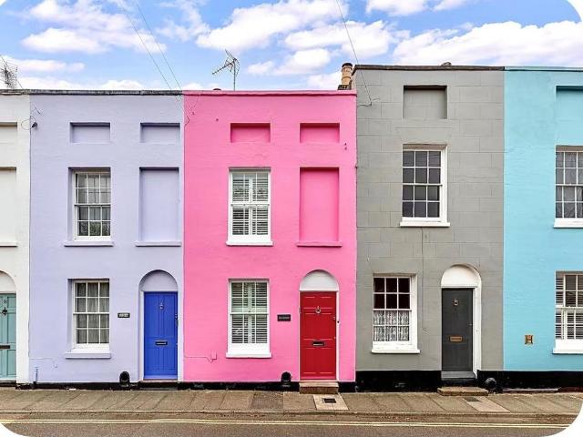Blackfriars Street, Canterbury CT1 2 bed house to rent £1,550 pcm £358 pw