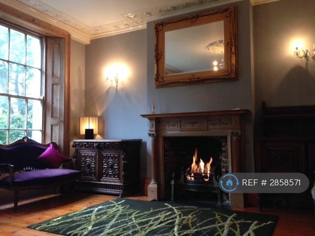 Blackheath, London, SE3 1 bed flat to rent £1,450 pcm £335 pw