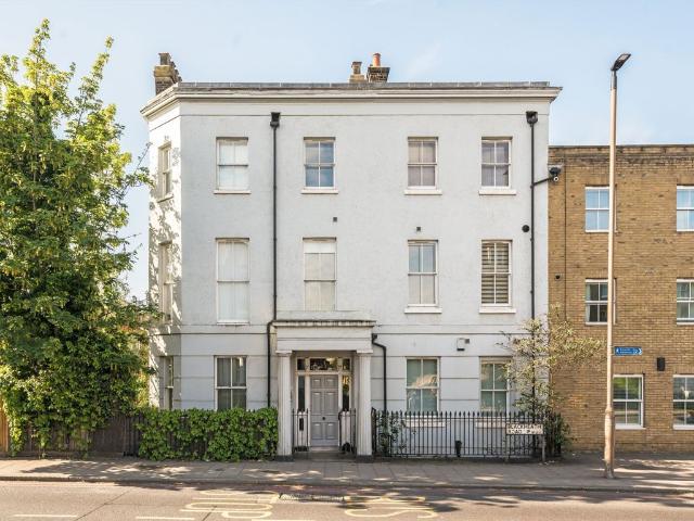 Blackheath Road, Greenwich SE10, 2 bed flat to rent, £2,000 pcm | PrimeLocation