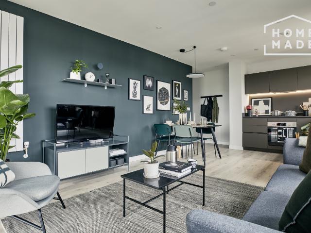 Blackhorse Mills, E17 2 bed apartment to rent £2,775 pcm £640 pw