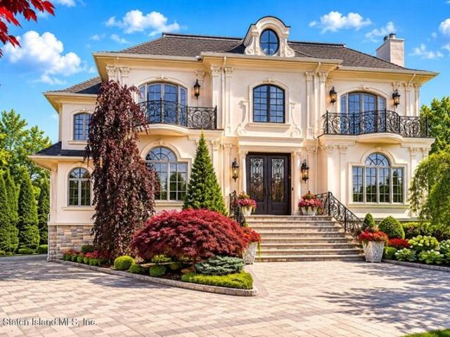 Blackhorse Ct, Staten Island, Home For Sale