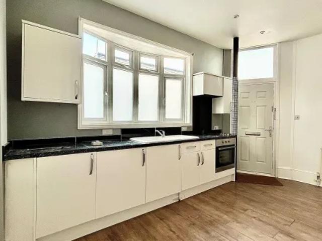 Blackhorse Lane, London, E17 6AH, United Kingdom | 2 bed apartment for rent #167615766 | Rentberry