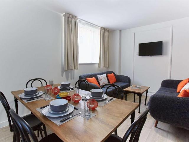 Blackhorse Lane, London E17 1 bed in a flat share to rent £1,252 pcm £289 pw