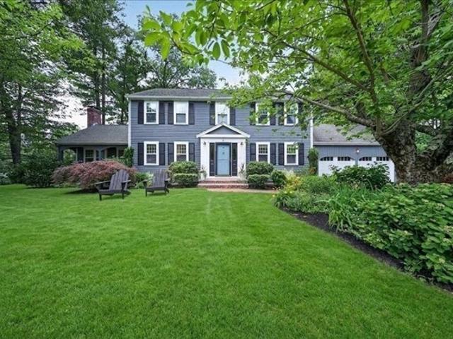 Blackhorse Ln, Hingham, Home For Sale