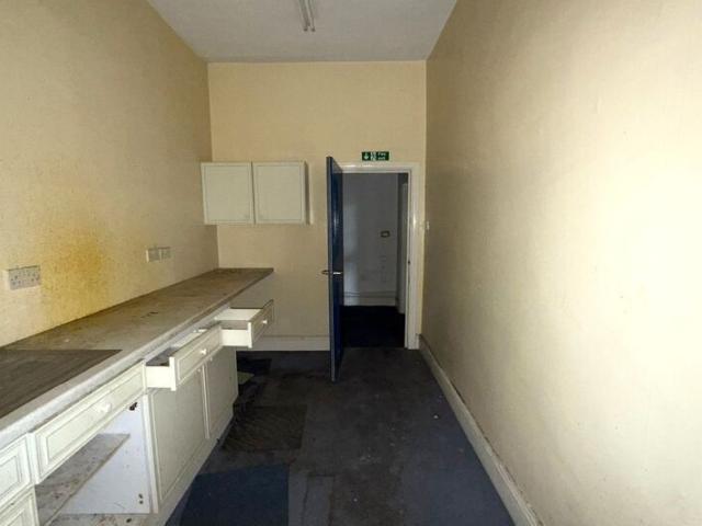 Blackpool Road, Ashton On Ribble, Preston. Lancs. PR2 2LE