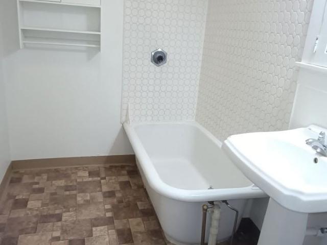 Blackstone Apartments 1 Bedroom Apartment for Rent at 314 3rd St N, Great Falls, MT 59401