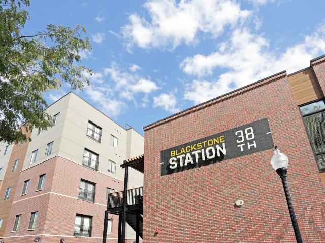 Blackstone Station Studio Apartment for Rent at 3824 Farnam Street, Omaha, NE 68131 Nebraska Medical Center
