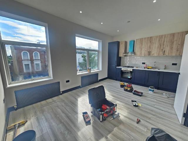 Blackstock Road, London N4 Studio to rent £2,200 pcm £508 pw