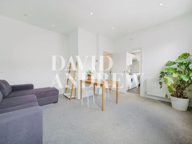 Blackstock Road, London N4, 1 bed flat to rent, £1,900 pcm | PrimeLocation