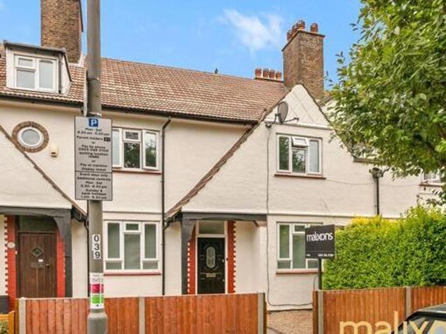 Blackshaw Road, London, 3 Bedroom Maisonette