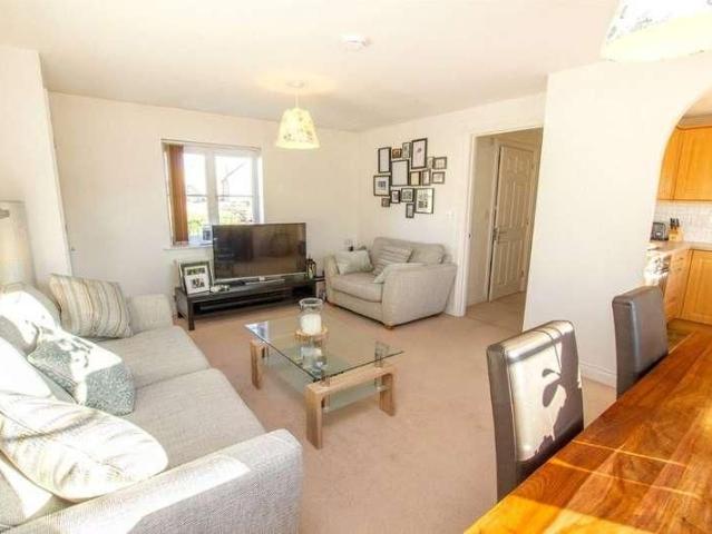 Blackthorn Mews, Carterton, Oxfordshire, OX18