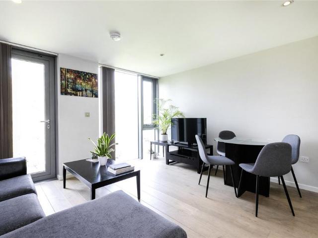 Blackthorn Avenue, Arundel Square. 1 bed apartment to rent £2,500 pcm £577 pw