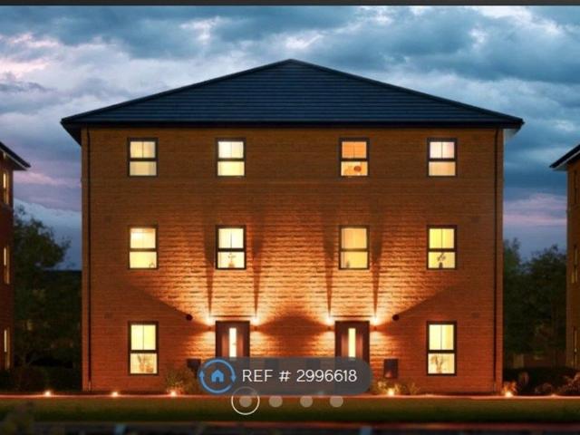 Blackthorn Boulevard, Kiveton Park S26, 2 bed semi detached house to rent, £1,050 pcm | PrimeLocation