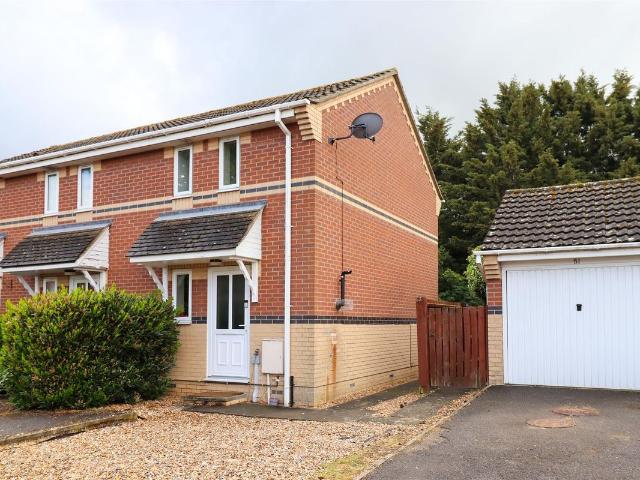 Blackthorn Court, Soham, Ely CB7, 1 bed end terrace house to rent, £875 pcm | PrimeLocation