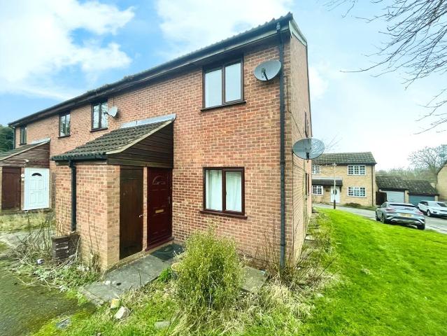 Blackthorn Drive, Leicester, Leicestershire LE4, 1 bed maisonette to rent, £750 pcm | PrimeLocation