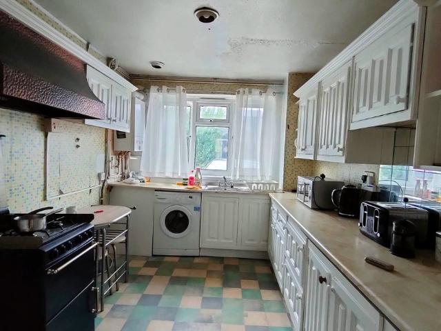 Blackwall Lane, Greenwich SE10, Room to rent, £850 pcm | PrimeLocation