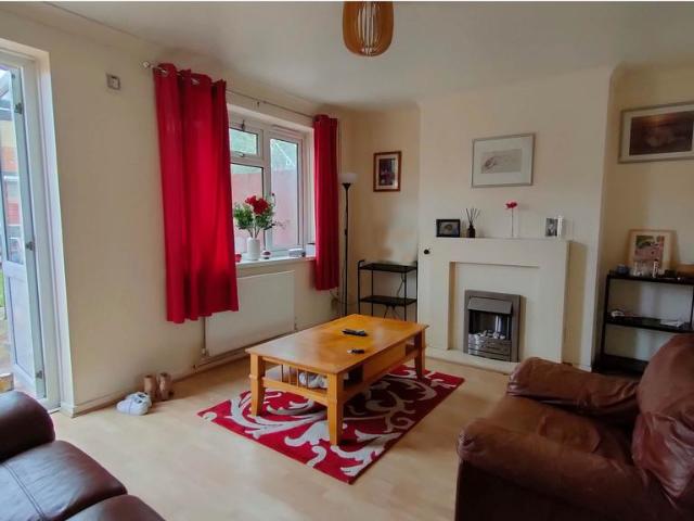 Blackwall Lane, London SE10 2 bed end of terrace house to rent £2,250 pcm £519 pw