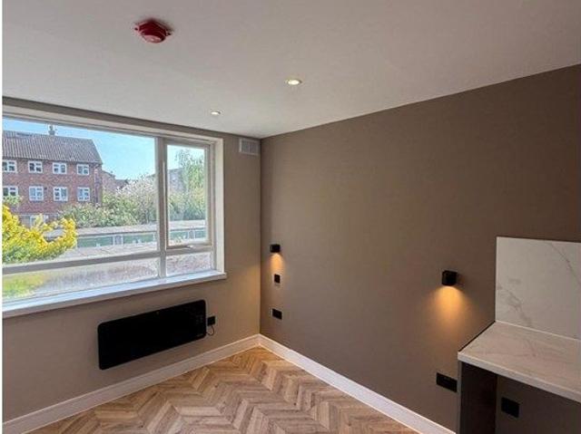 Blackwell Close, London E5, Room to rent, £1,436 pcm | PrimeLocation