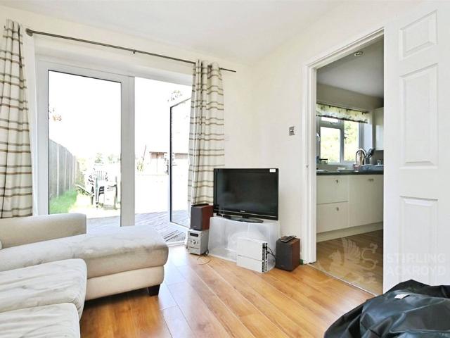 Blackwell Avenue, Guildford, Surrey, GU2 8LU