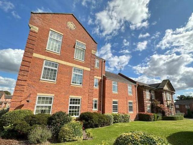 Blackwell Lane, Hatton Park, 2 Bedroom Flat