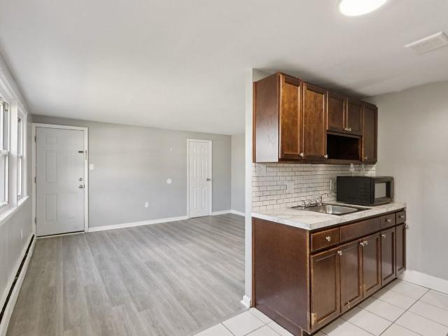 Blackwood Gardens 2 Bedroom Apartment for Rent at 71 Lakeland Rd, Blackwood, NJ 08012