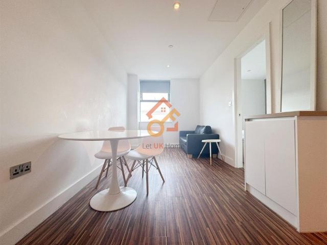 Blade Tower, 15 Silvercroft Street, Manchester M15