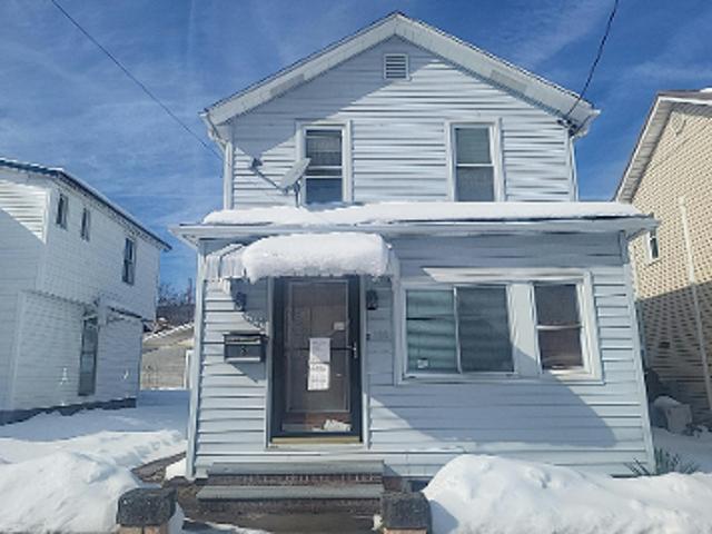 Blaine St