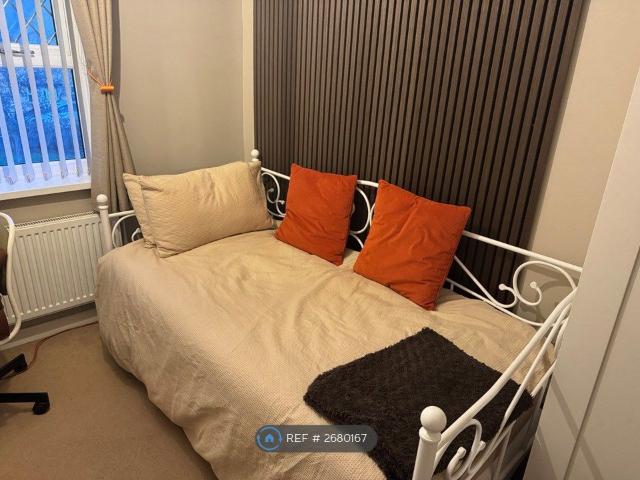 Blaise Place, Cardiff CF11, Room to rent, £550 pcm | PrimeLocation