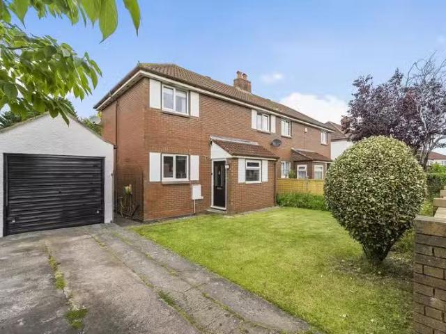 Blaise Walk, Sea Mills, Bristol, BS9 3 bed semi detached house.