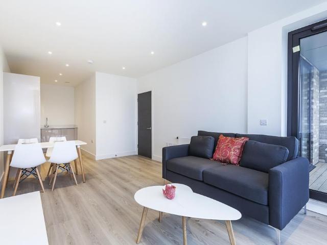 Blair Street, E14 1 bed apartment to rent £1,900 pcm £438 pw