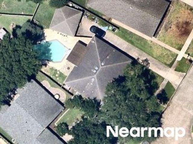 Blairmont Ln