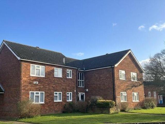 Blaire Park, Yateley, 1 Bedroom Apartment