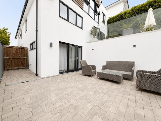 Blake Hill Avenue, Poole BH14, 1 bed flat to rent, £1,250 pcm | PrimeLocation