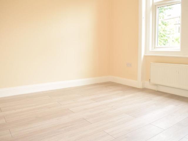 Blakemore Road, London SW16, 1 bed flat to rent, £1,500 pcm | PrimeLocation
