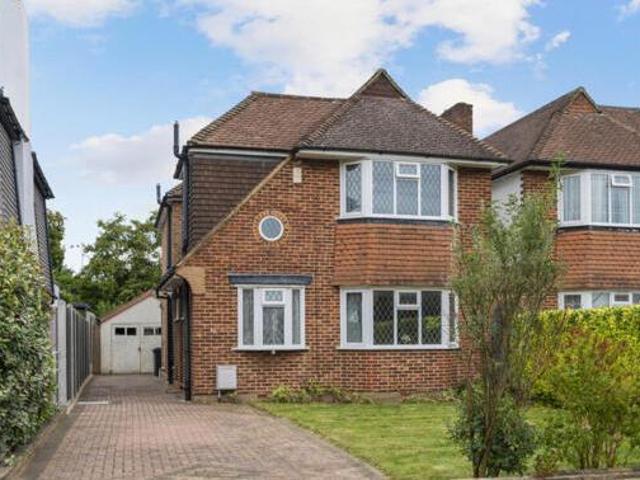 Blakes Avenue, New Malden, 4 Bedroom Detached