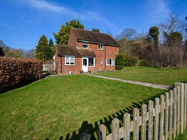 Blakes Lane, West Horsley, Leatherhead KT24, 3 bed semi detached house to rent, £3,000 pcm | PrimeLocation