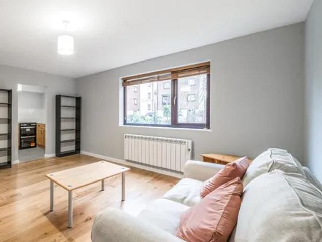 Blake's Road, London, SE15 6DJ, United Kingdom | 2 bed apartment for rent #138594847 | Rentberry