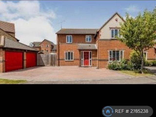 Blakesley Lane, Portsmouth, PO3 4 bed detached house to rent £2,695 pcm £622 pw