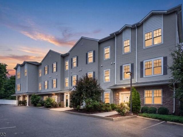 Bland Ctunit Unit,bloomfield, Home For Sale