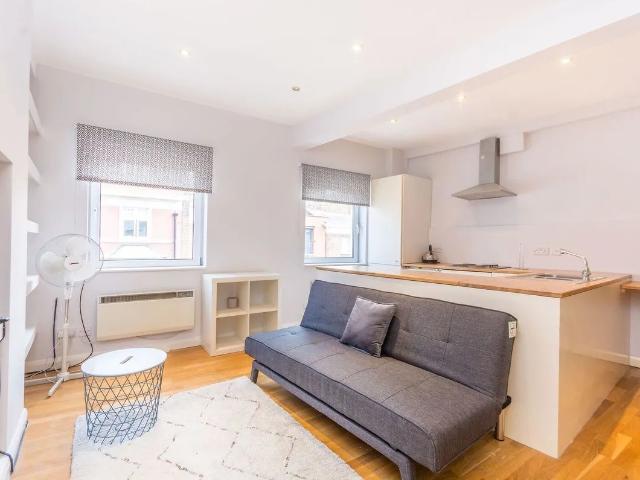Blandford Street, Marylebone W1U, 1 bed flat to rent, £2,817 pcm | PrimeLocation