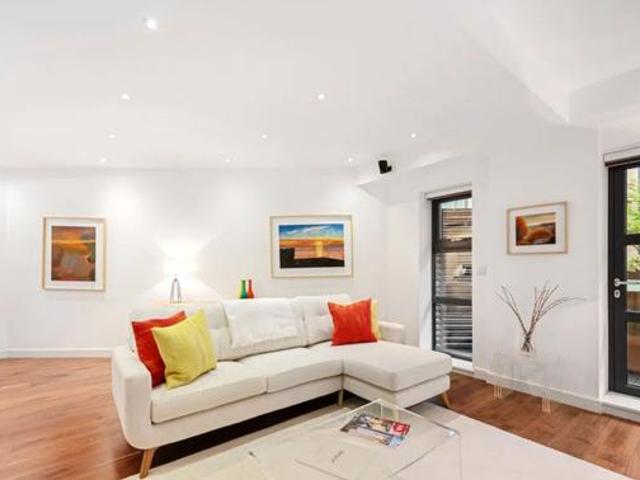 Blandford Street, London, 1 Bedroom Flat